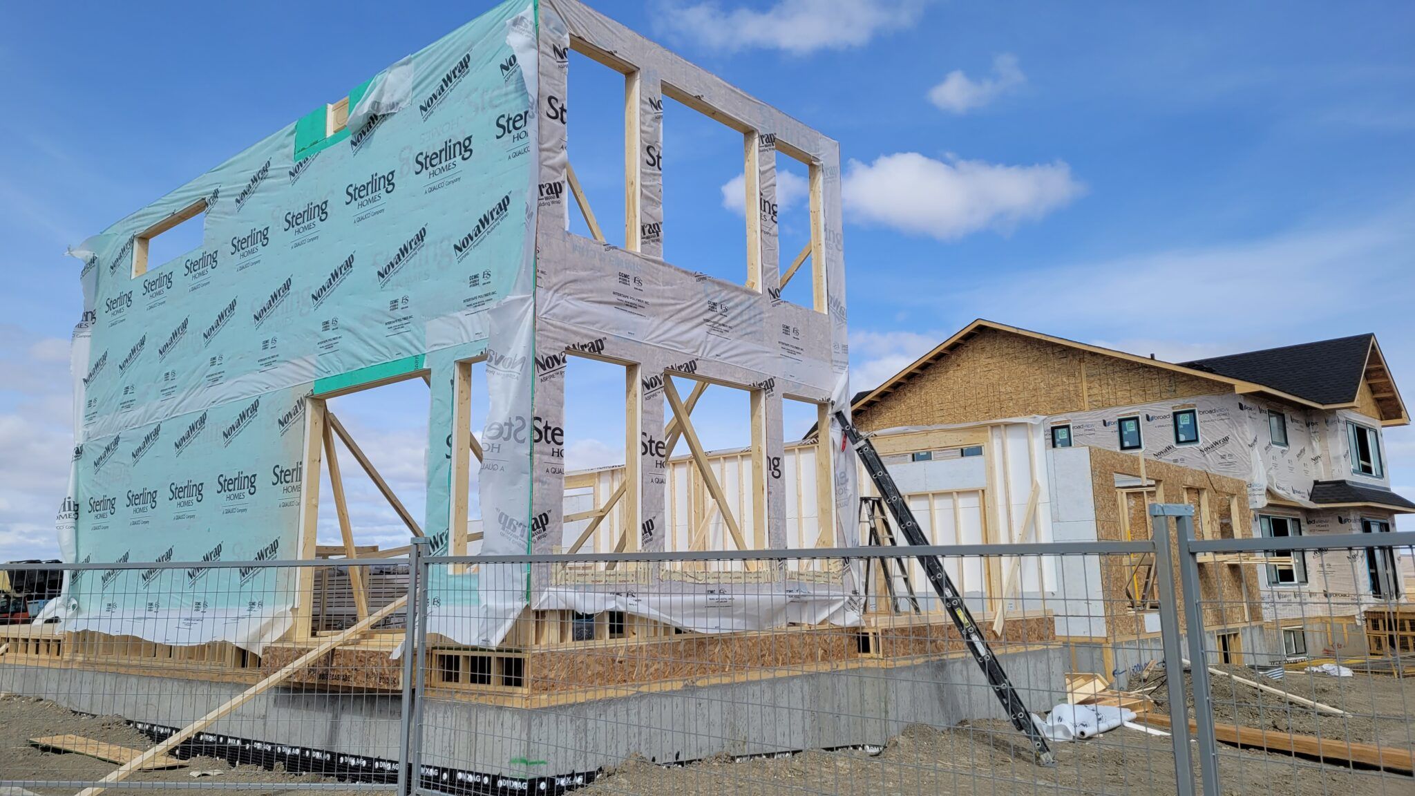 OSB Insulated Sheathing - SIS Panels