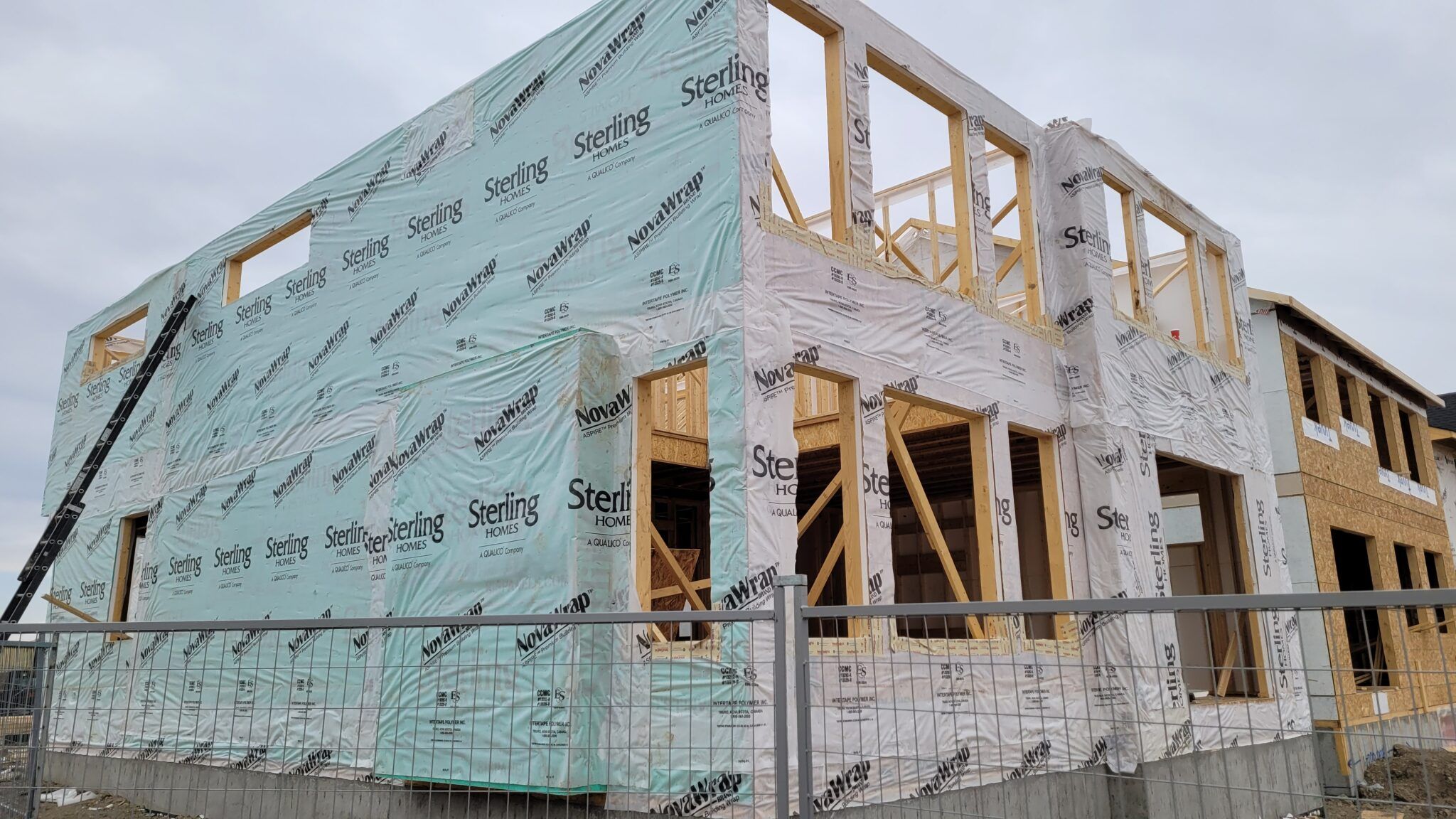 OSB Insulated Sheathing - SIS Panels