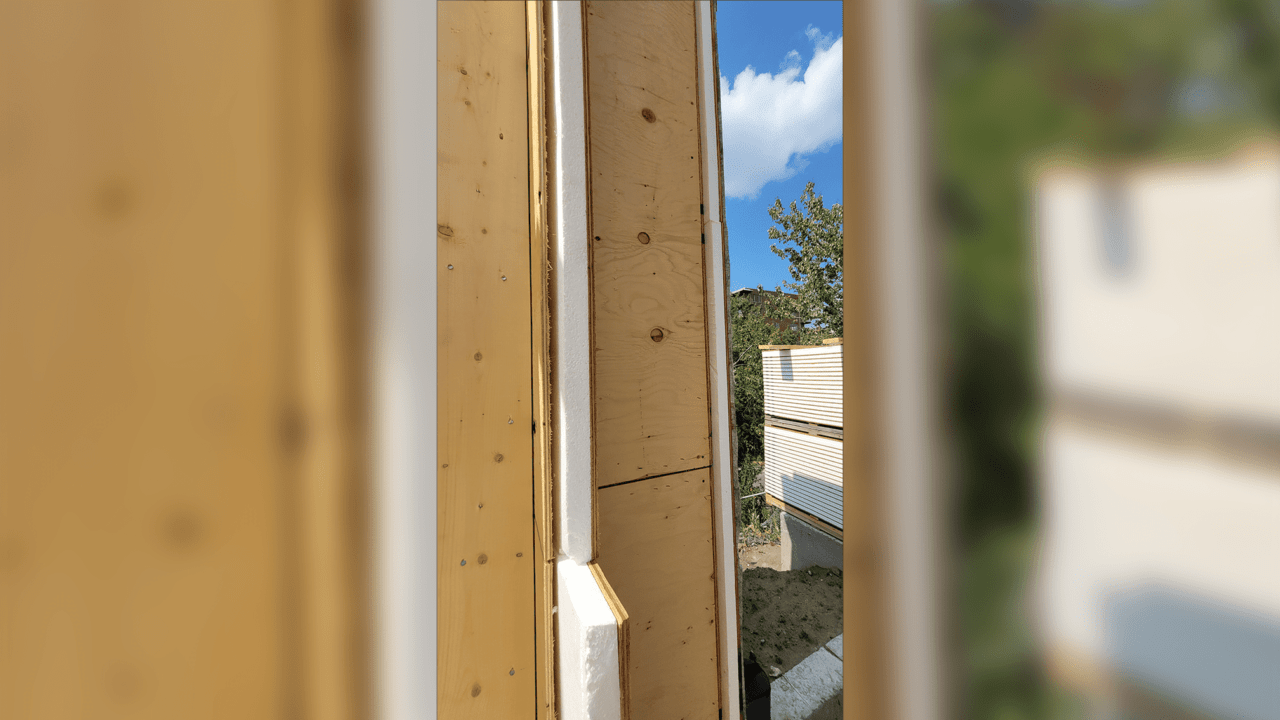 One-Sided Plywood SIS Panel - SIS Panels